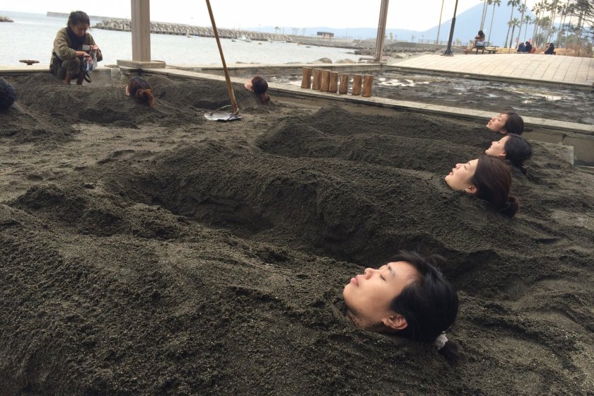 Sandbad in Beppu - JapanTravel