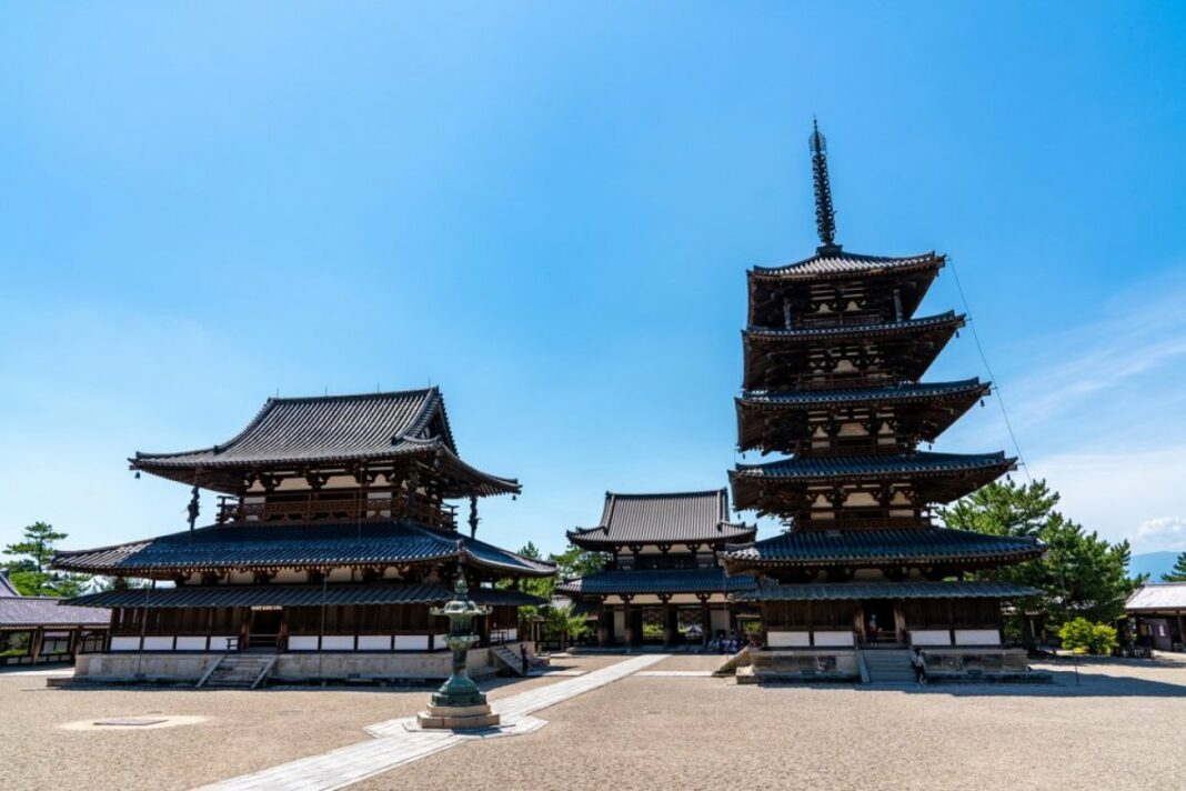Horyuji Tempel - JapanTravel