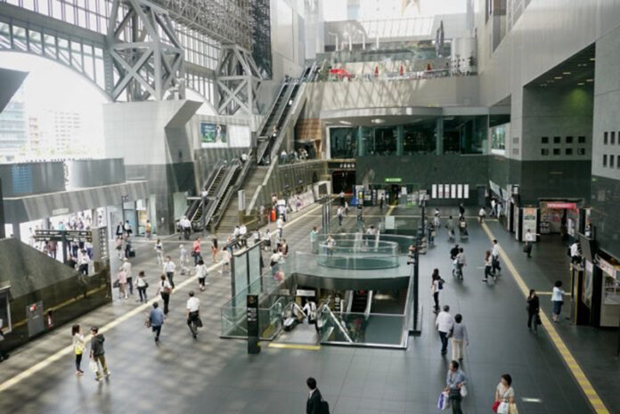 Omimaiko Strand am Biwa See - JapanTravel